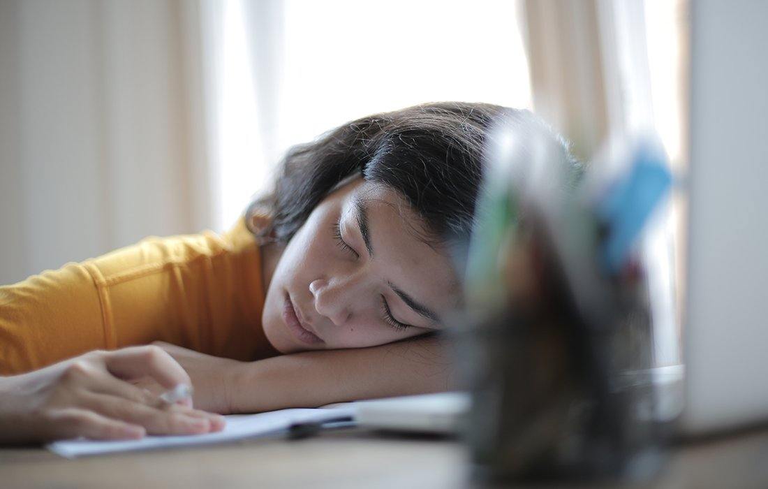 10 Easiest Ways to combat fatigue & Get Your Energy Back – 13 Seeds